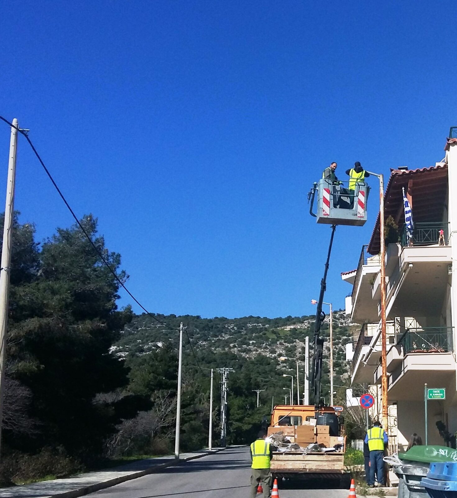 ΑΝΑΒΑΘΜΙΣΗ ΤΟΥ ΔΗΜΟΤΙΚΟΥ ΦΩΤΙΣΜΟΥ ΣΕ ΛΕΩΦΟΡΕΙΟΔΡΟΜΟΥΣ ΤΟΥ ΔΗΜΟΥ ...
