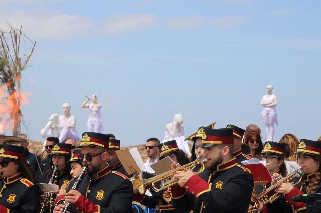 Η Φιλαρμονική του Δήμου μας στην τελετή αφής της Ολυμπιακής Φλόγας στη ...
